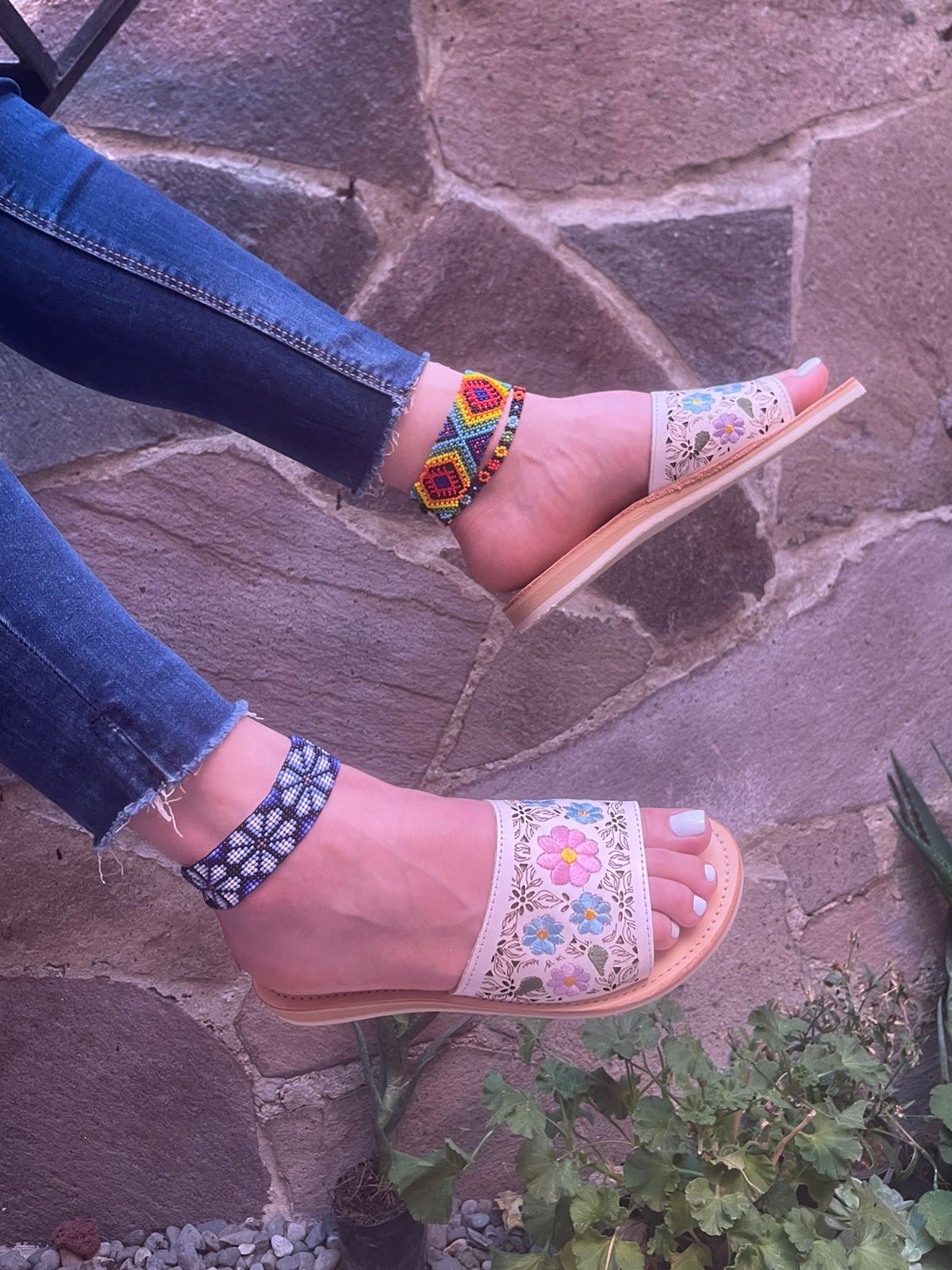 Tabita Sandals White – Guaraxez